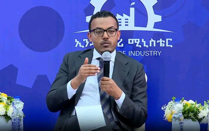 Horumarka Dhaqaalaha Makro ee Warshadaha, iyadoo la hagaajinayo ...