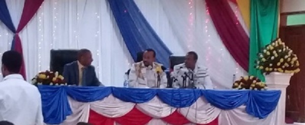 Premier Abiy Confered with Residents of Wolkite town - ENA English - ENA