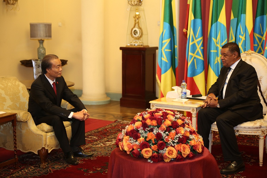 President Mulatu Received Credentials of Incoming Ambassadors - ENA ...