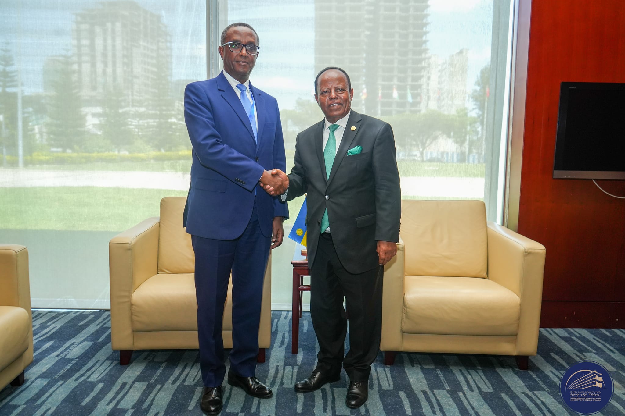 FM Taye Confers with Rwandan, Algerian Counter Parts - ENA English - ENA
