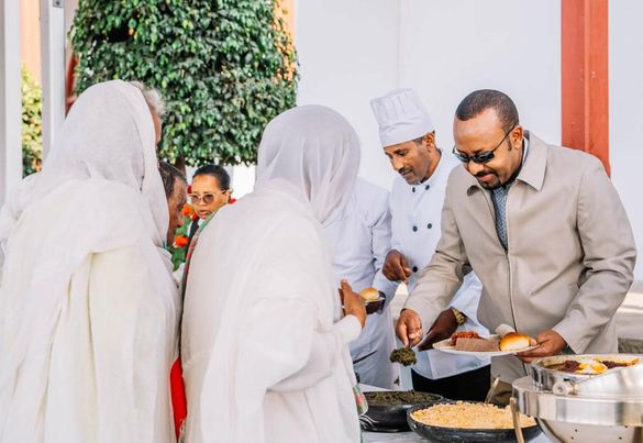 Prime Minister Abiy Shares Annual Holiday Meal - ENA English - ENA
