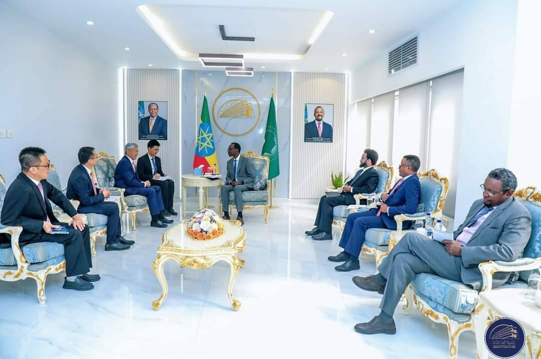 FM 𝐆𝐞𝐝𝐢𝐨𝐧 Holds Talks with 𝐂𝐡𝐢𝐧𝐞𝐬𝐞 𝐀𝐦𝐛𝐚𝐬𝐬𝐚𝐝𝐨𝐫 𝐭𝐨 𝐄𝐭𝐡𝐢𝐨𝐩𝐢𝐚 - ENA English ...