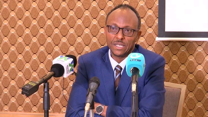 Naannaawwaa Horiise bulaatti yeroo ammaa rooba roobaa jiru karaa ...