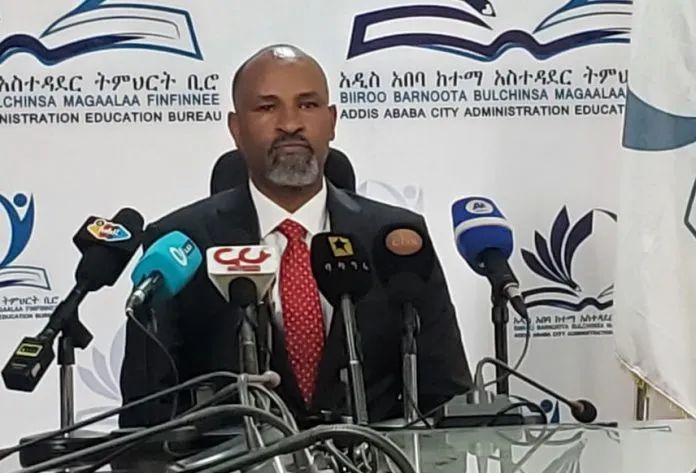 Magaalichatti Wixata dhufu hojii idilee baruufi barsiisuu jalqabuuf ...