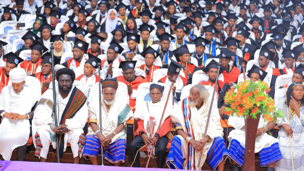 Eebbifamtoonni Beekumsa ArgatanHojiilee Qorannoo Rakkoolee Hawaasaa Furan Irra Oolchuu Qabu ...