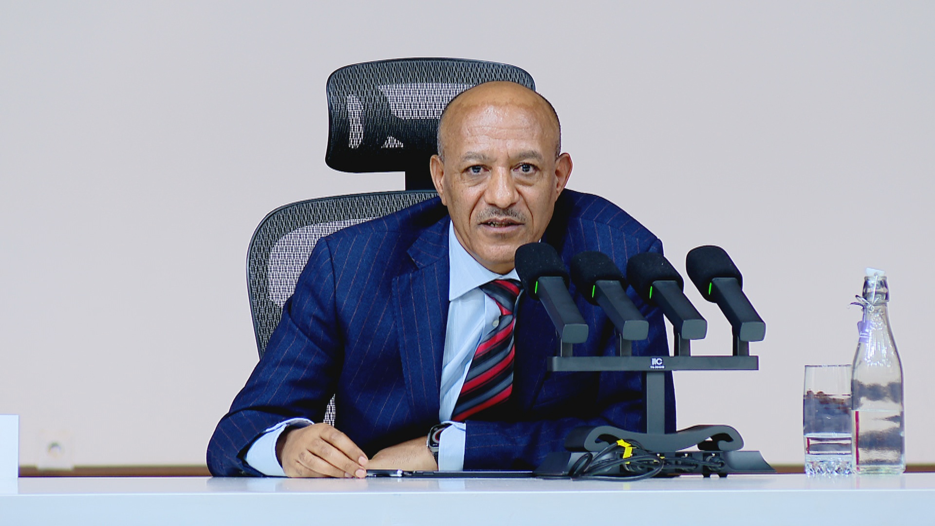 Inisheetiivonni Irkattummaa jalaa bahuun dandeettii ofiin rakkoo jalaa ...