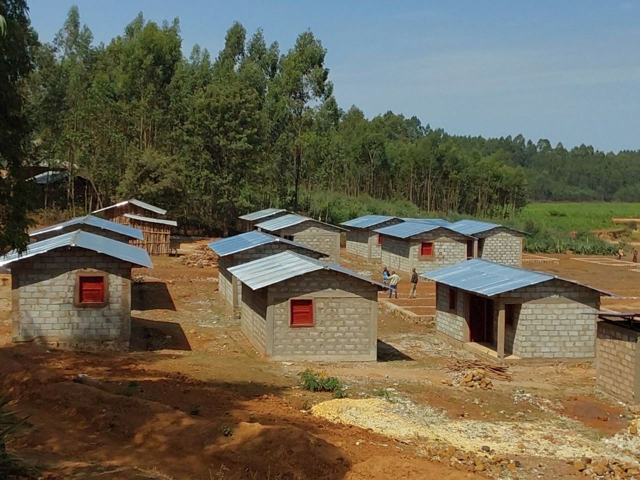 Lammiilee godina Wallagga Lixaa maani jireenyaa jalaa manca’e ijaarsi ...