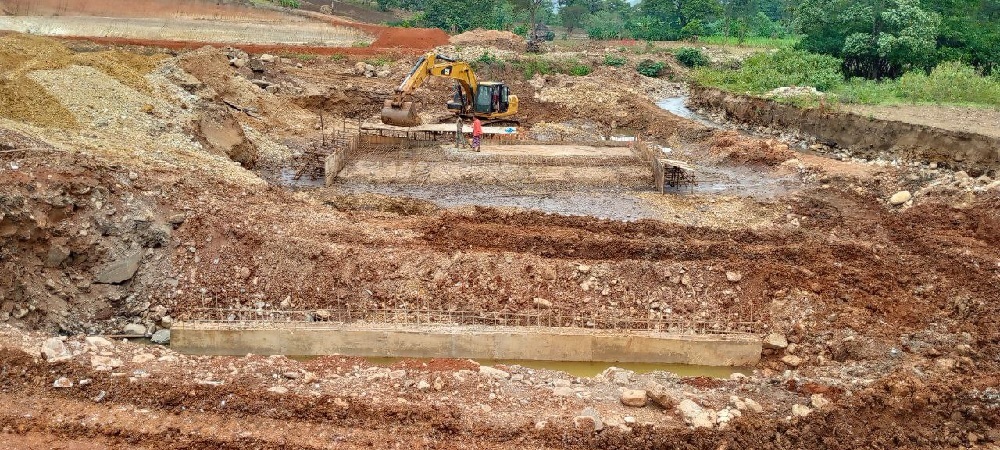 Bishaan lafa keessaatiin saaxilamummaa ongee damdamachuuf yaaliin ...