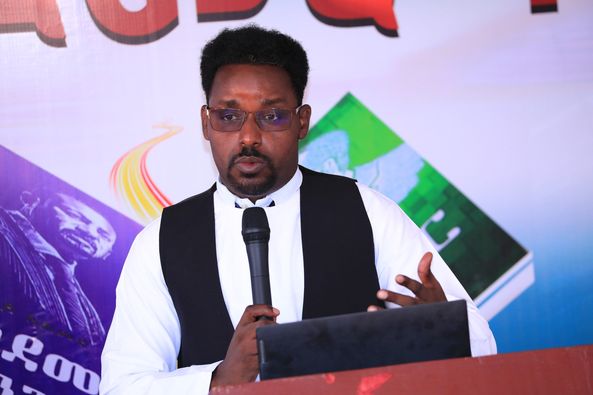 Seenessoonni biyyaa ajandaalee addaan qoodan keessaa bahanii walooma ...