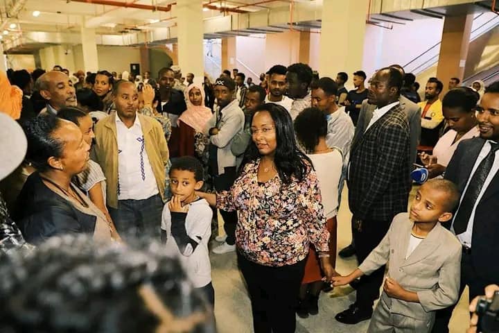 Terminaalli Awutoobisiifi Bakki bashannanaa Yaadannoo Injifannoo Adawaa ...