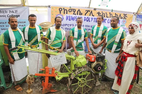 Hojii kalaqa haaraa qonna ammayyeessanirratti xiyyeeffanneerra ...