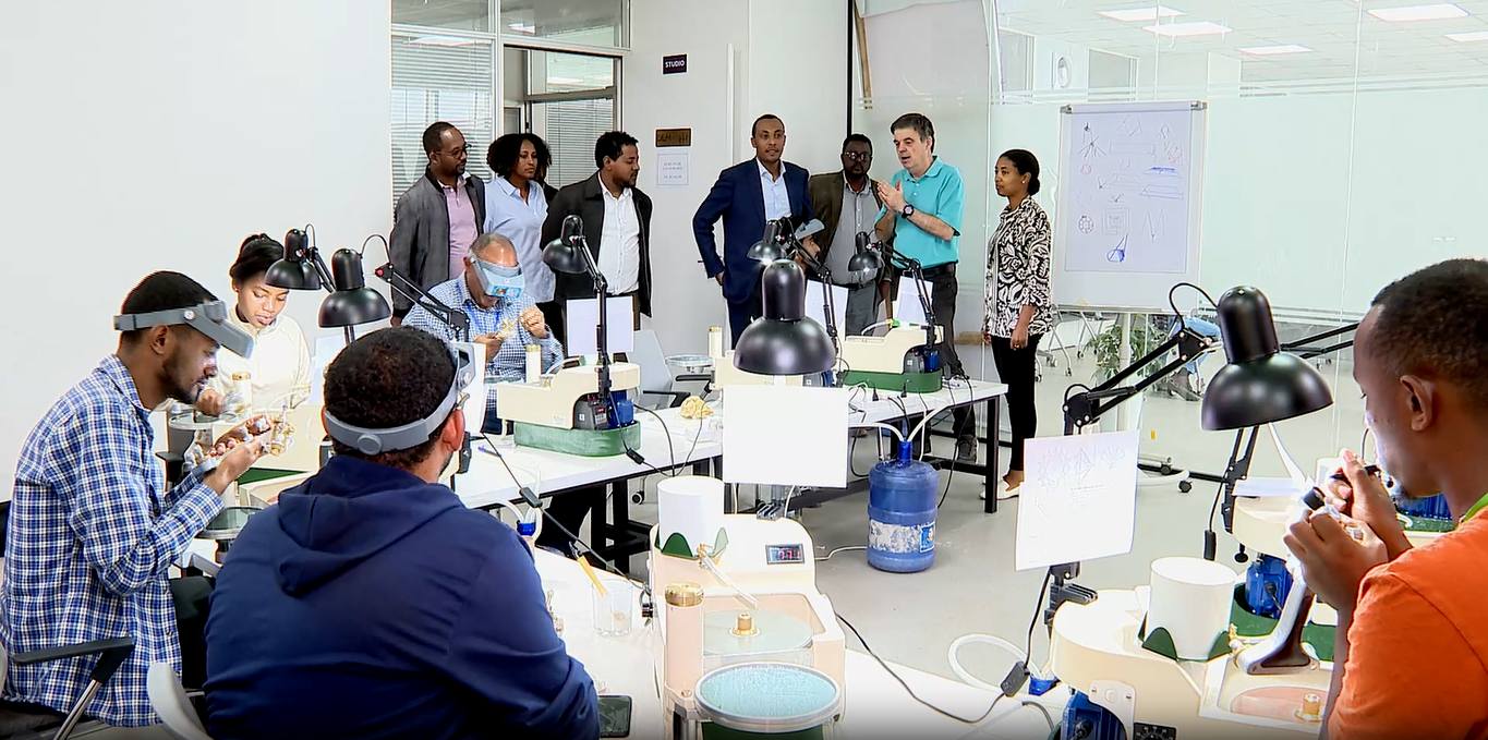 Galii albuuda galteewwaan barbaachisaan itti dabalamanii gabaa alaattif ...