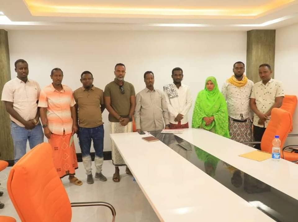 Qafár Rakaakayal Mermeerita Abuud Fanxi Qagitaak Kah Qimbisa innih ...