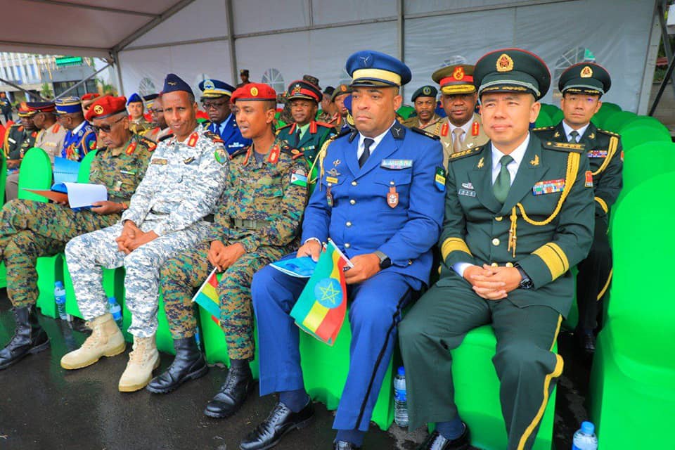 የሀገር መከላከያ ሰራዊት የኢትዮጵያን ታላቅነት በሚመጥን መልኩ የተገነባና ለሀገር ክብርና ሉአላዊነት መከታ ነው ...