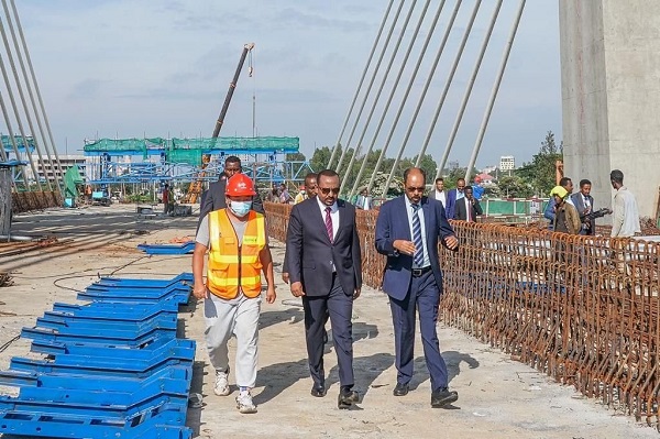 Premier Visits Abbay River Bridge Project in Bahir Dar - ENA English - ENA
